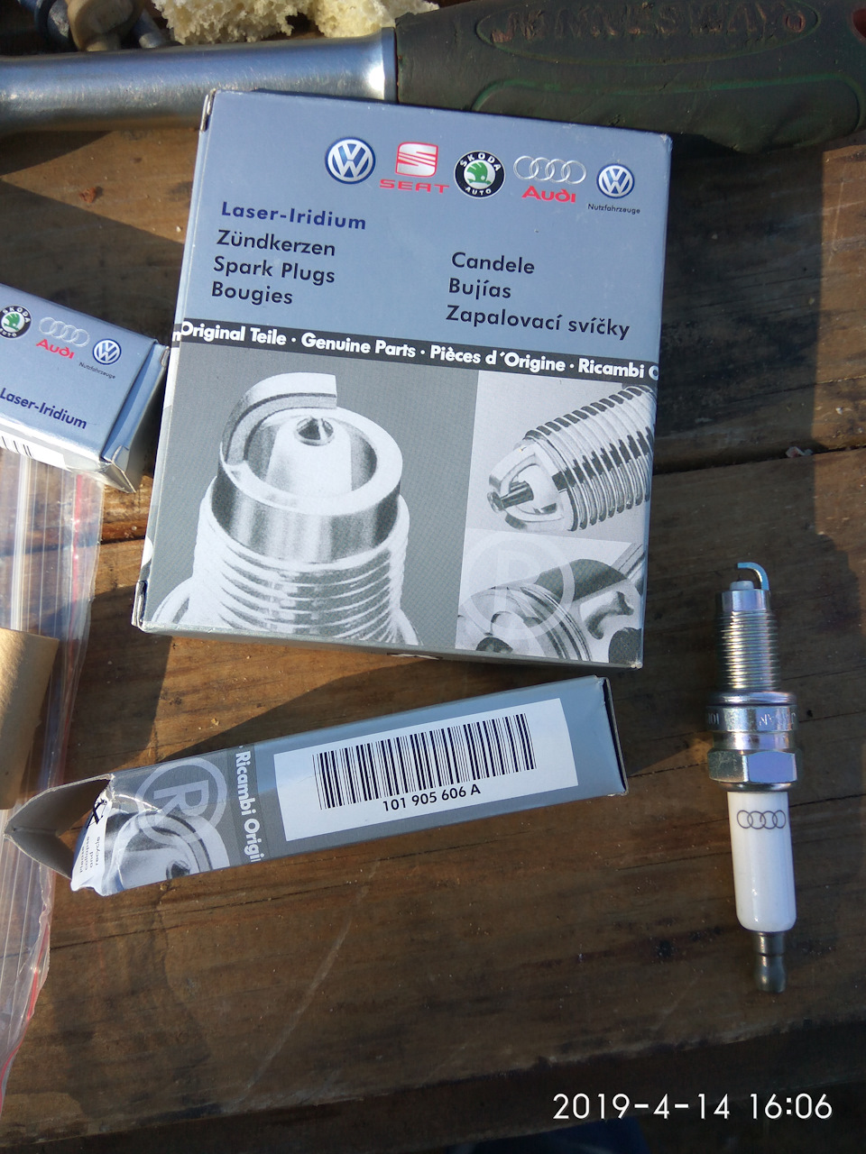 101905606A Свеча зажигания LongLife VAG | Запчасти на DRIVE2
