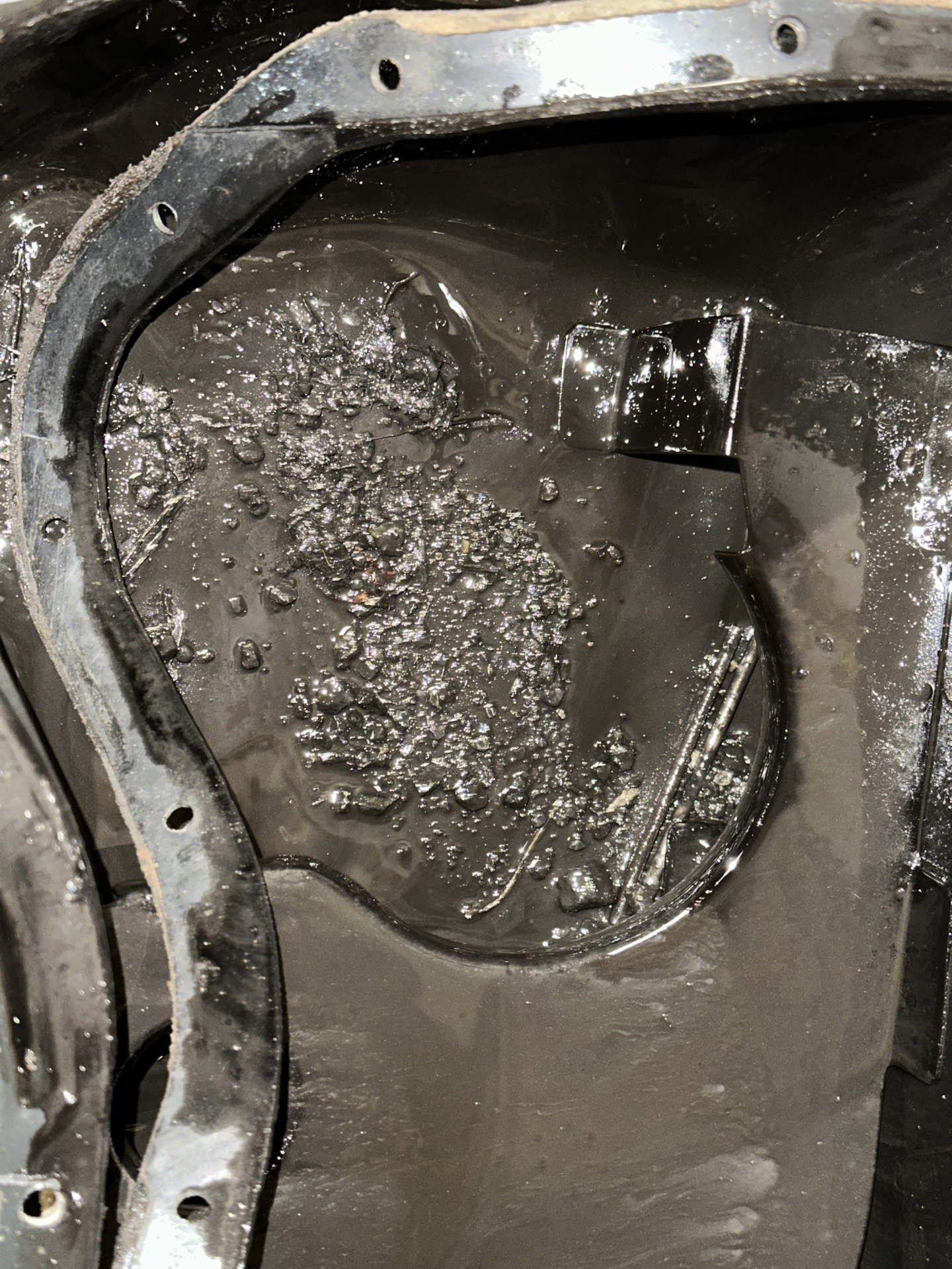 Осмотр, мотор, жесть и подкапотка. — Lada 21013, 1,6 л, 1985 года | своими руками | DRIVE2