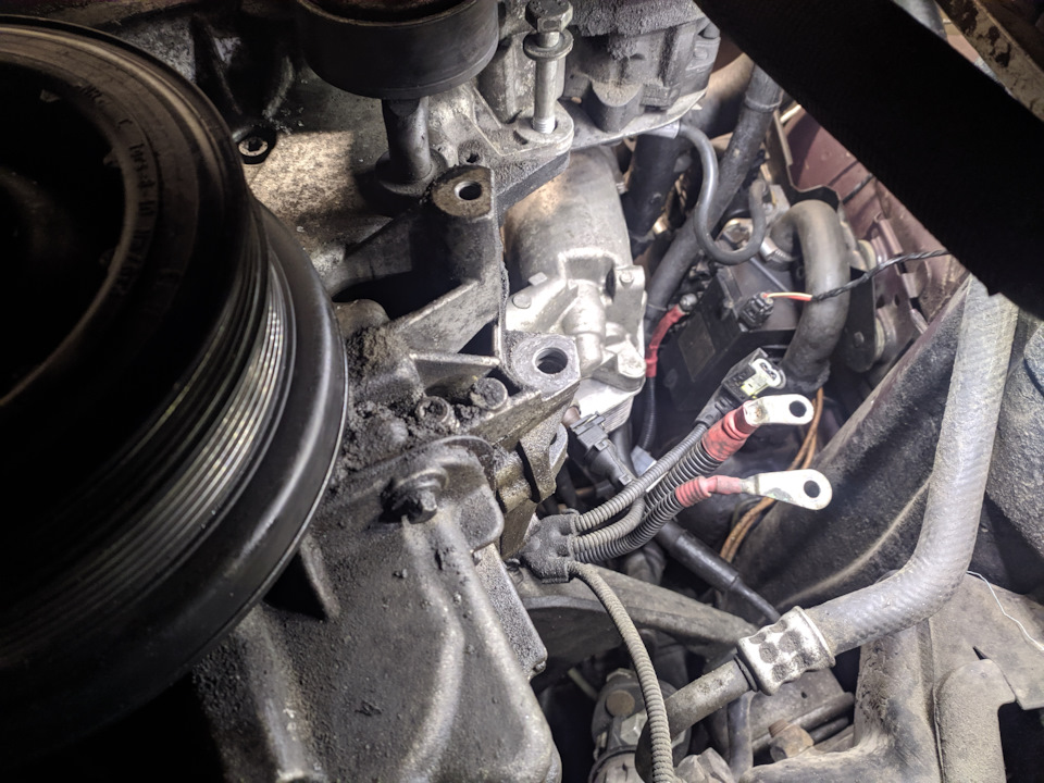 Устраняю подтеки масла( корпуса масляного фильтра, переднего сальника ...