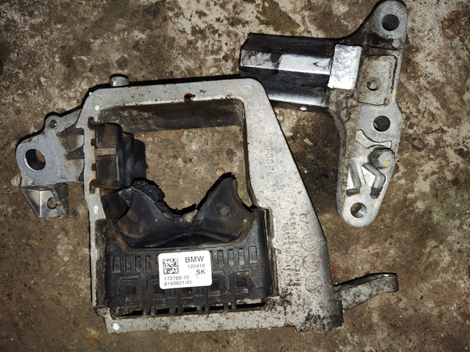 Опора двигателя — MINI John Cooper Works, 2 л, 2019 года | расходники ...