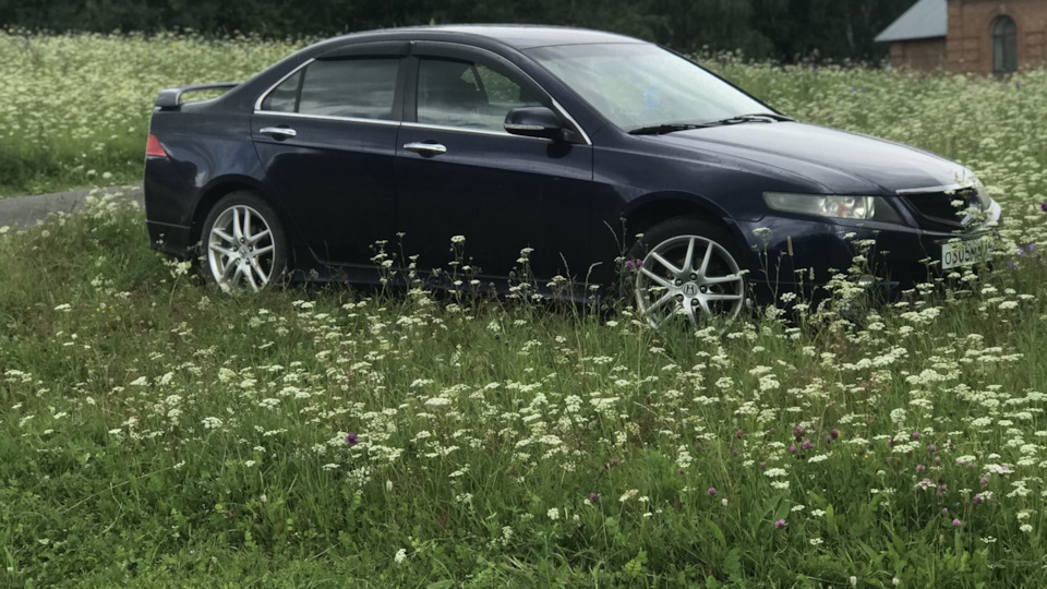 Ступичный передний — Honda Accord (7G), 2 л, 2003 года | запчасти | DRIVE2