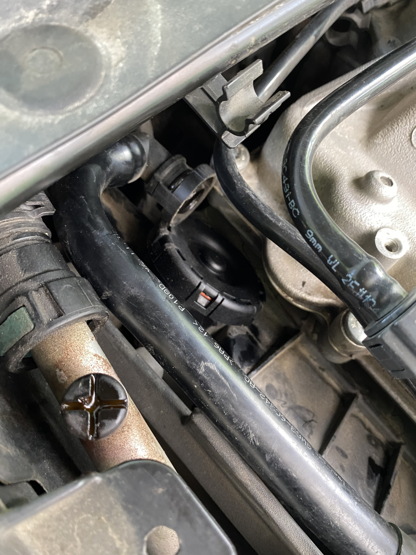 Прыгают обороты на ХХ. Ошибки p2187 и p2189 PCV КВКГ — Jaguar XF (1G ...