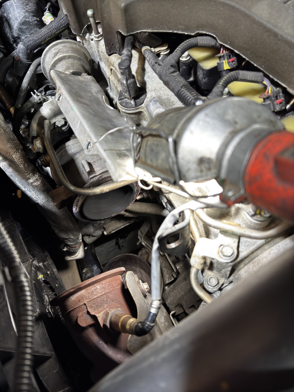 Замена прокладки под горячей частью турбины и катколлектором ...