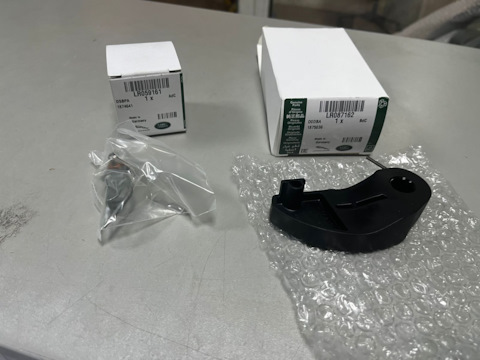 LR087162 Натяжитель Jaguar Land Rover | Запчасти на DRIVE2