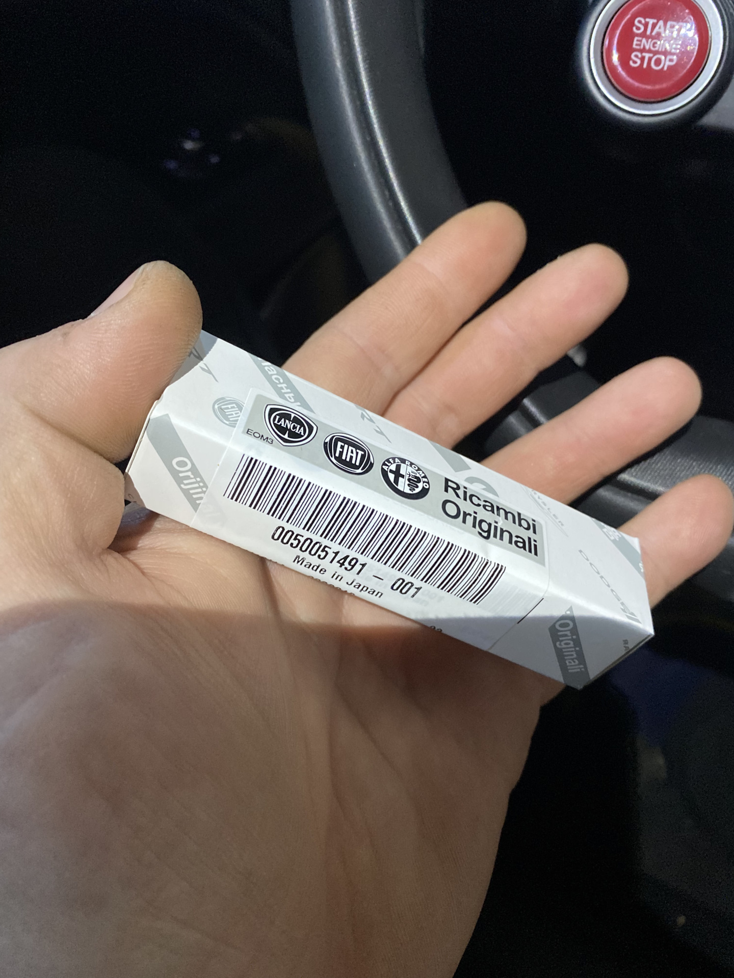 Замена свечей — Alfa Romeo Stelvio, 2 л, 2018 года | своими руками | DRIVE2