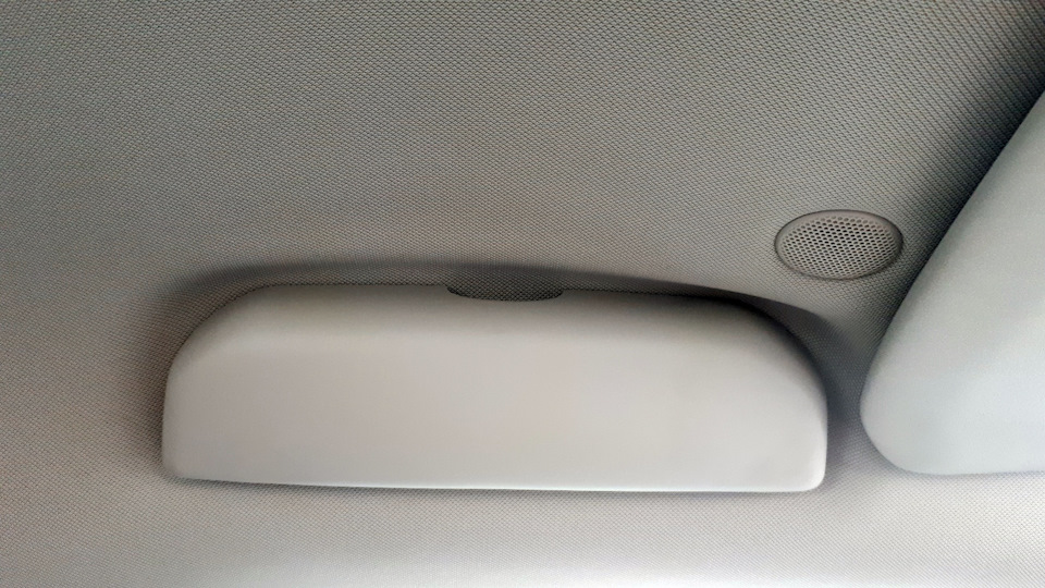 1281823 фиксатор Volvo | Запчасти на DRIVE2