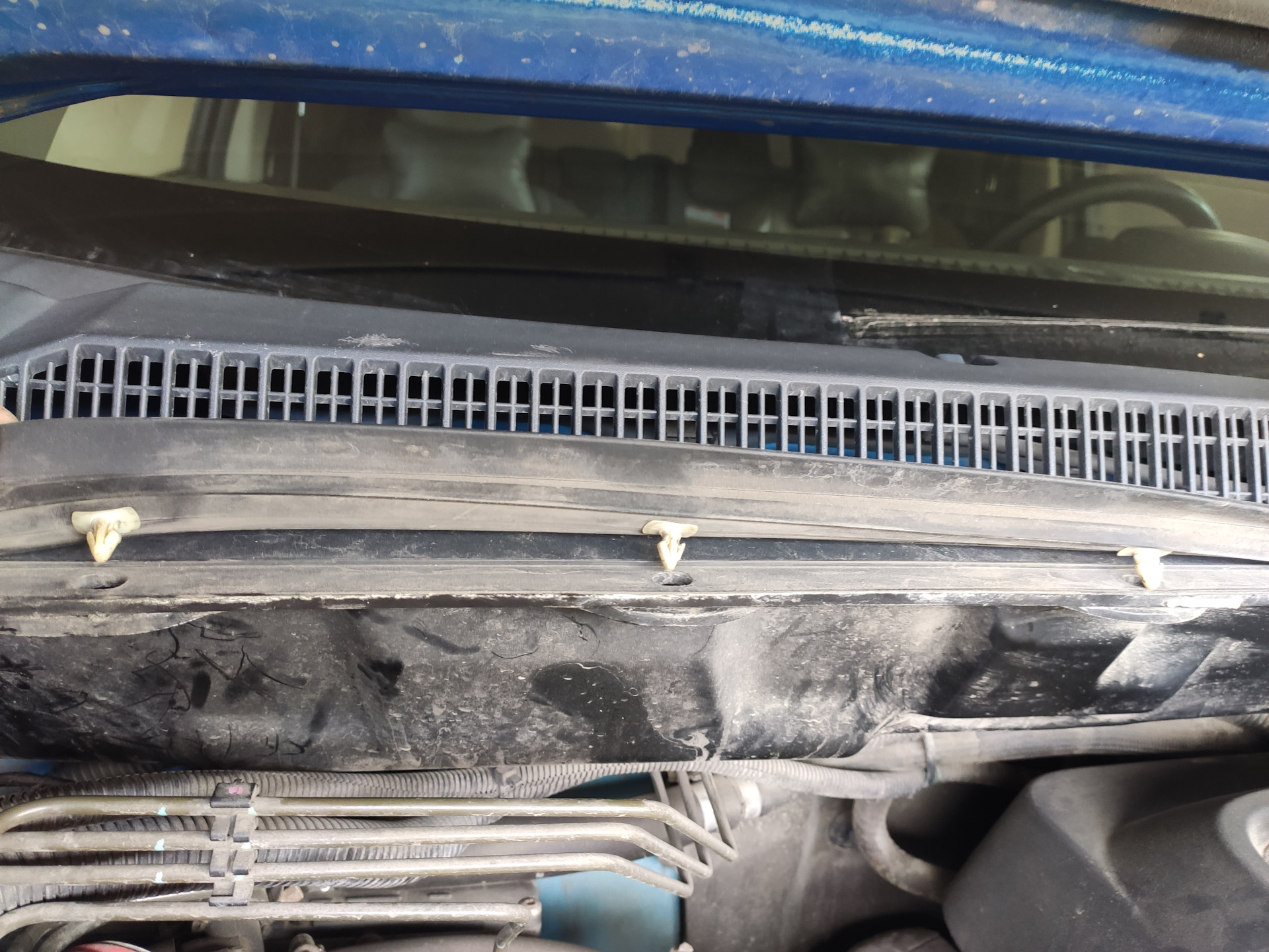 81. Чиним трапецию дворников — Chevrolet TrailBlazer (2G), 2,8 л, 2014 ...