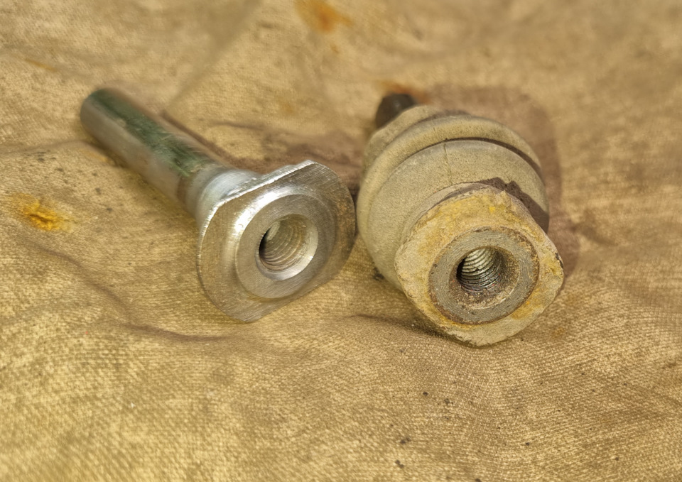 Обслуживание передних тормозов — ЗАЗ Chance, 1,3 л, 2013 года | своими ...