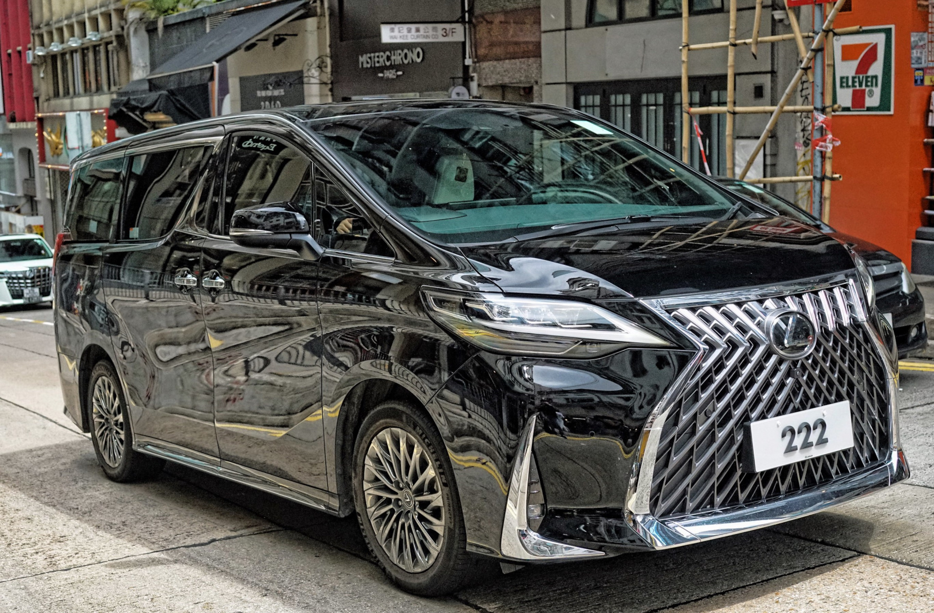 Lexus LM minivan Hong Kong — DRIVE2