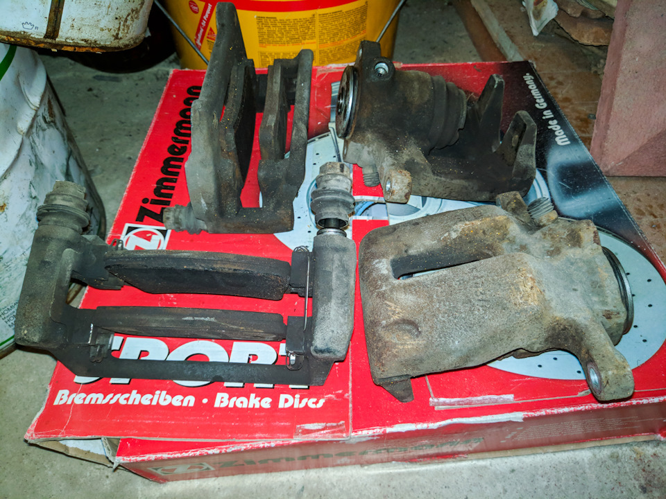 8K0615403B Суппорт тормозной на Audi A4 B8 A5 Q5 VAG | Запчасти на DRIVE2