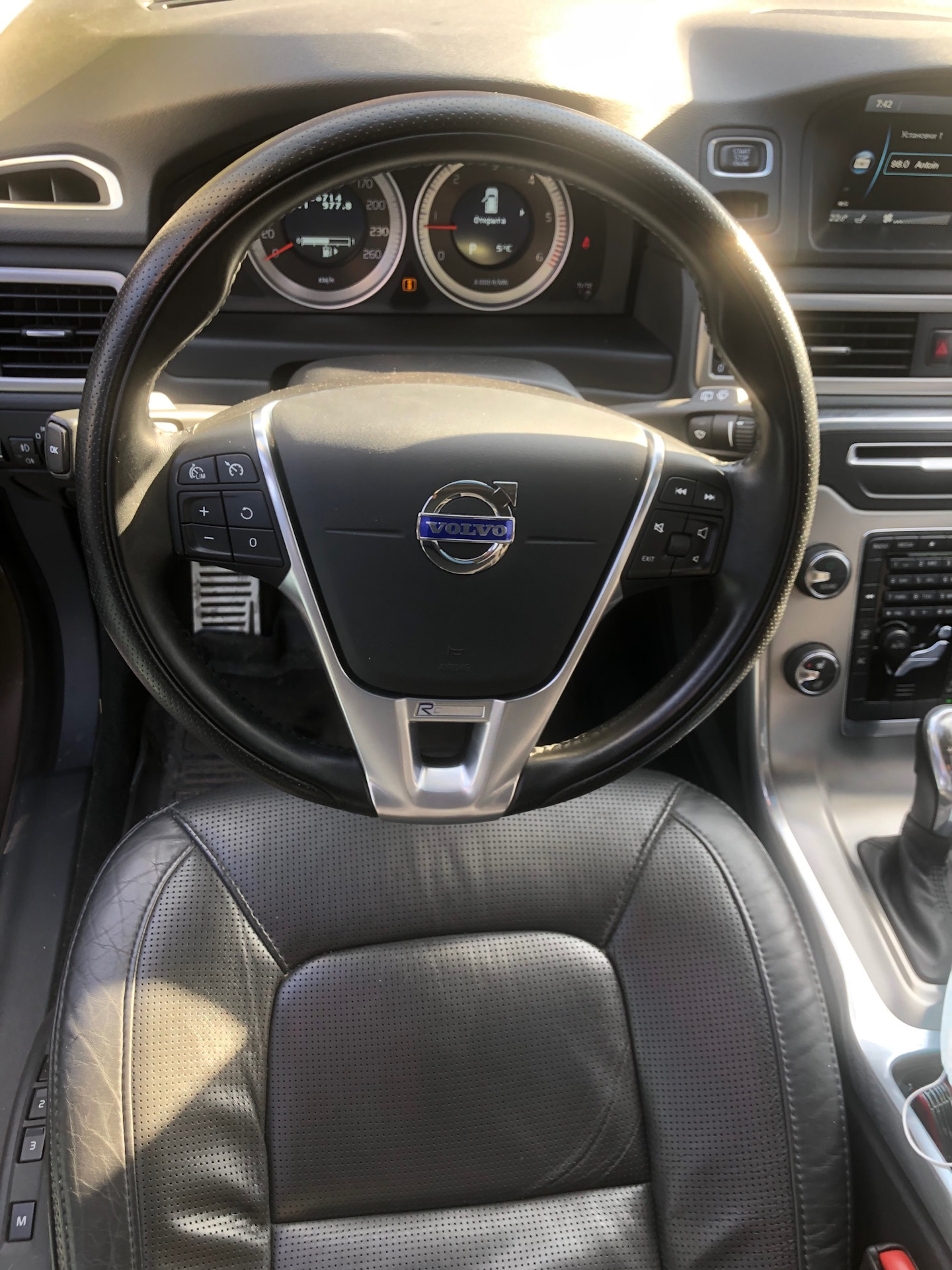 21. "Киеровница" R-Design — Volvo XC70 III, 2,4 л, 2012 года | тюнинг ...