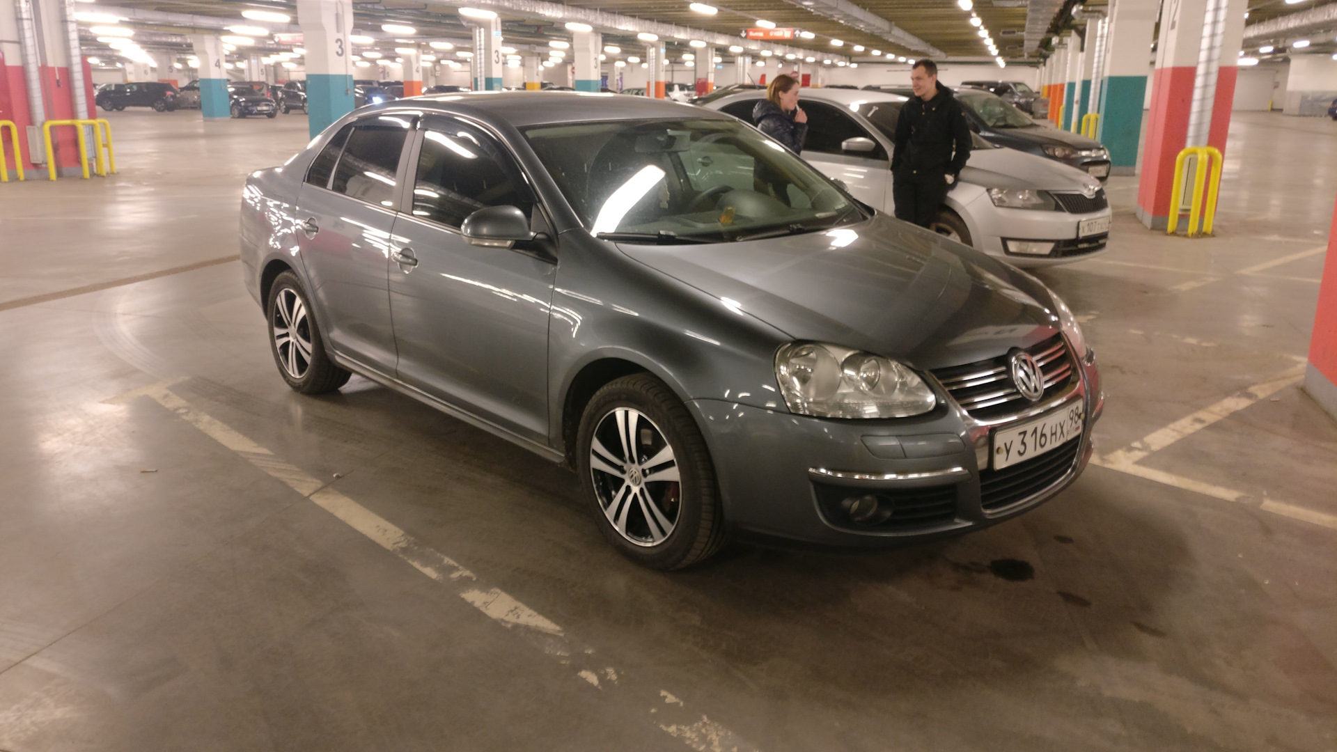 Volkswagen Jetta V 1.6 бензиновый 2008 | 1.6 BSE MT на DRIVE2