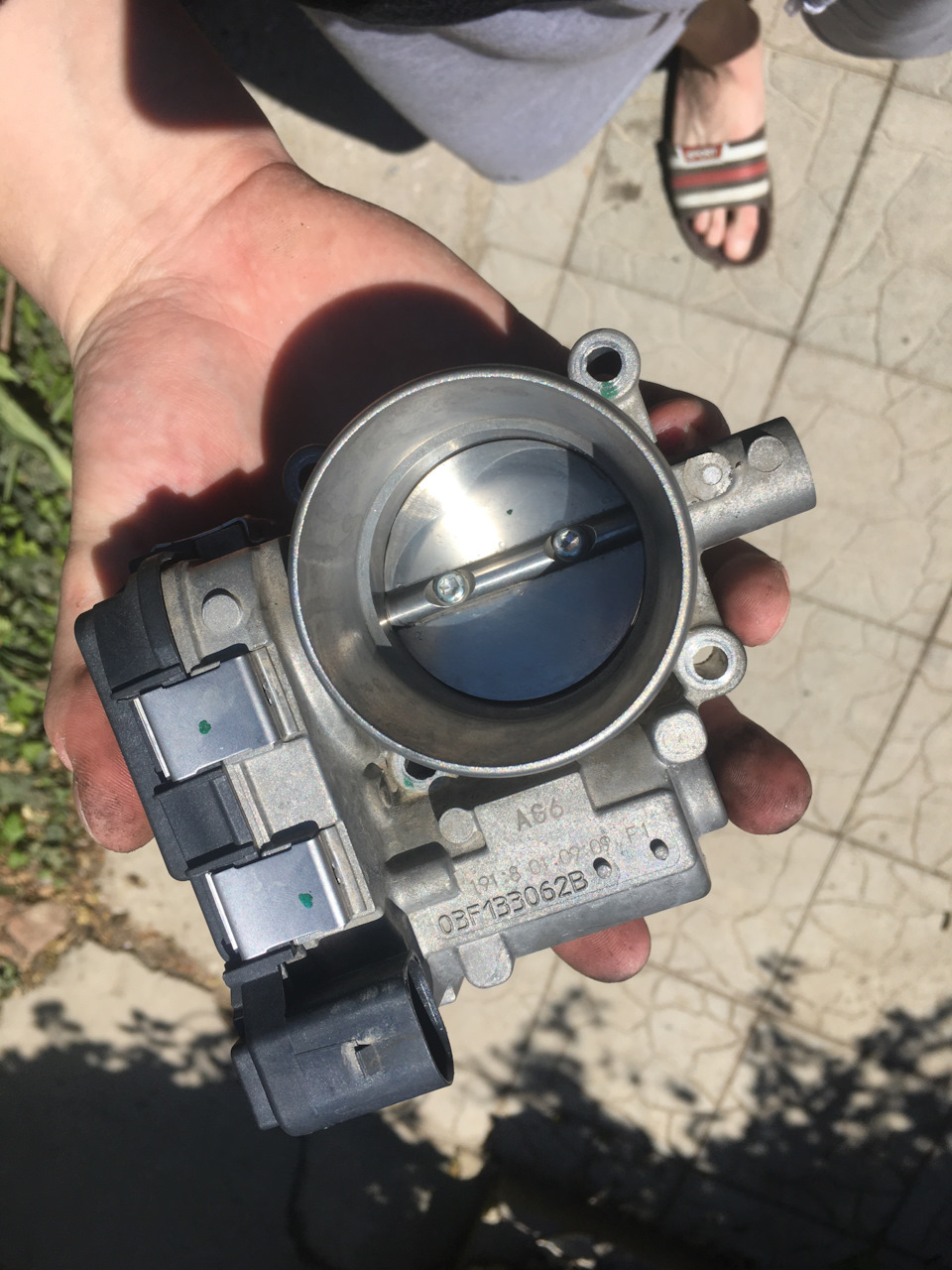 03F133062B Корпус дроссельной заслонки VAG | Запчасти на DRIVE2