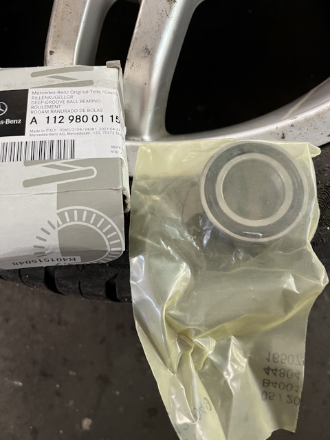 A1129800115 Подшипник шариковый приводного вала. Mercedes | Запчасти на ...