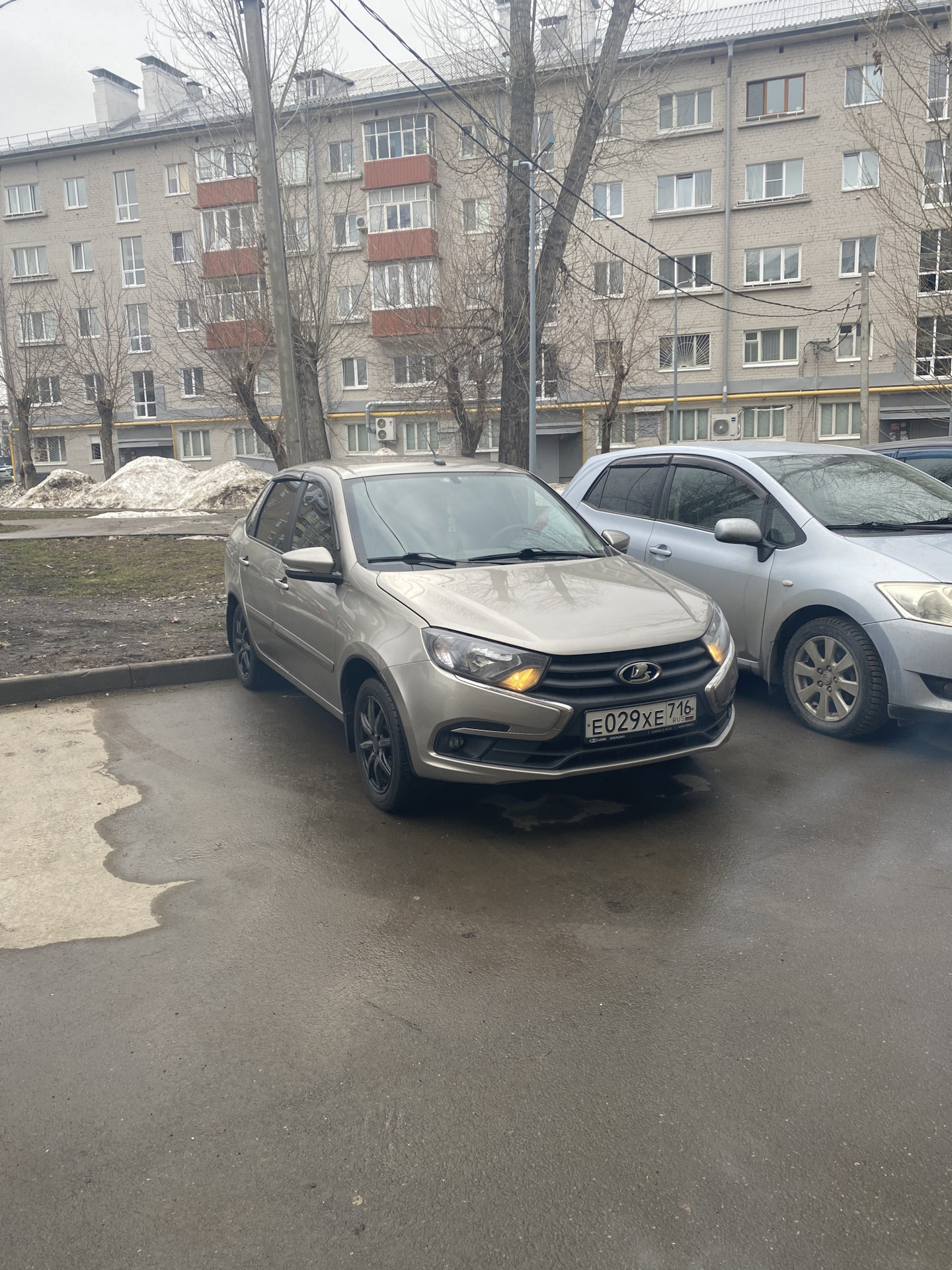 Замена наружных бархоток, чистка двигателя, замена масла в кпп и работы ...