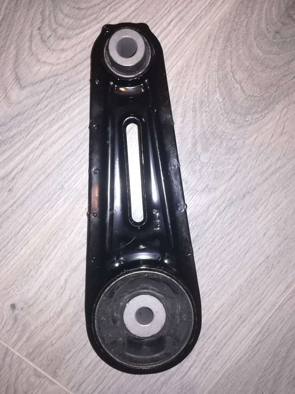 11360JY20B Тяга реактивная ниж RENAULT | Запчасти на DRIVE2