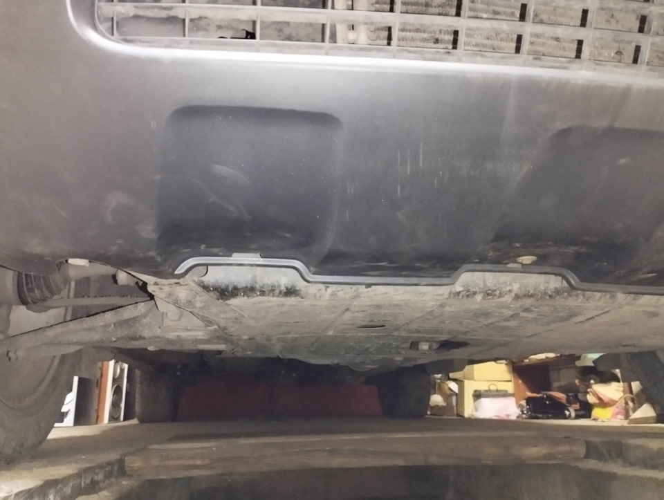 Замена переднего бампера. — Renault Duster (1G), 1,6 л, 2014 года ...