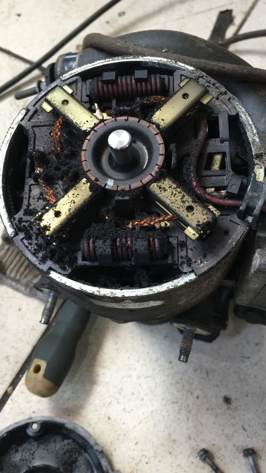 I NEED HELP — Citroen C5 (2G), 2 л, 2013 года | визит на сервис | DRIVE2