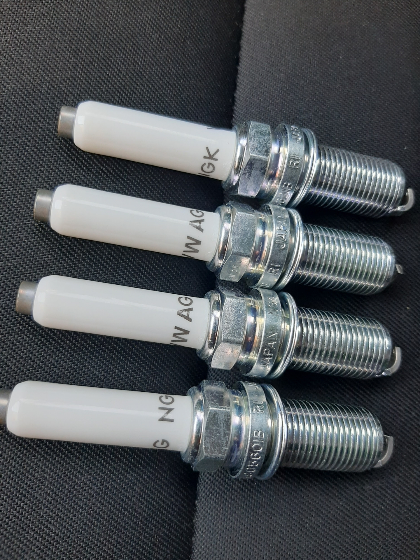 Свечи NGK и Колодки зад. — Skoda Octavia A7 Mk3, 1,8 л, 2020 года ...