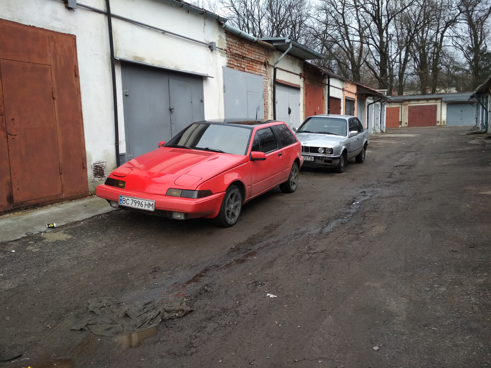 Гаражна Атмосфера 😊 — Volvo 480, 1,7 л, 1989 года | просто так | DRIVE2