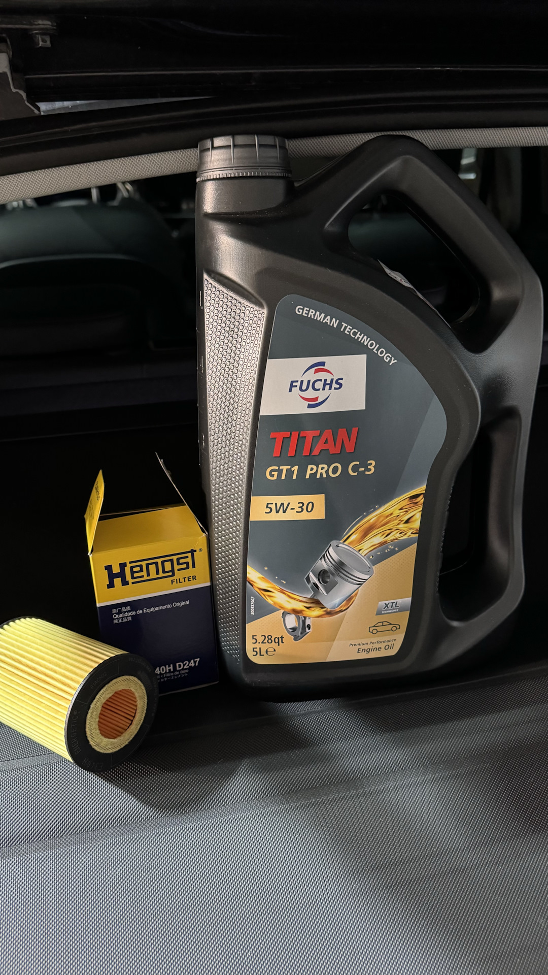 Замена ремня генератора, ролика натяжителя — Audi Q5 (2G), 2 л, 2018 ...