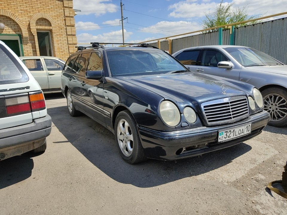 Внезапно встречаем e500 — Mercedes-Benz E-Class (W210), 5 л, 1997 года ...