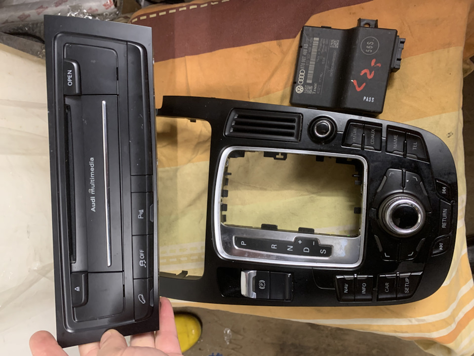 Блоки для mmi 3g high MMI3g+ на Audi A4 Avant (B8), Audi A4 (B8), Audi ...