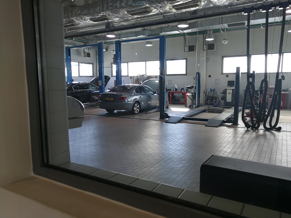 Замена масла 5W-30 — BMW 5 series (E60), 2,5 л, 2007 года | плановое ТО ...