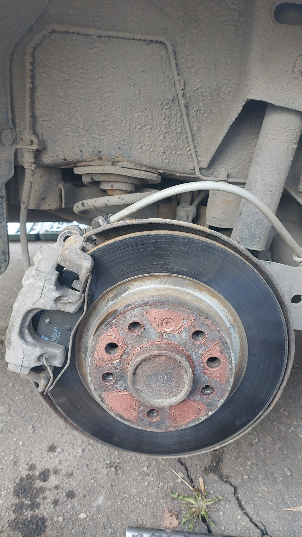 Замена колодок — Opel Vectra C, 1,8 л, 2002 года | поломка | DRIVE2
