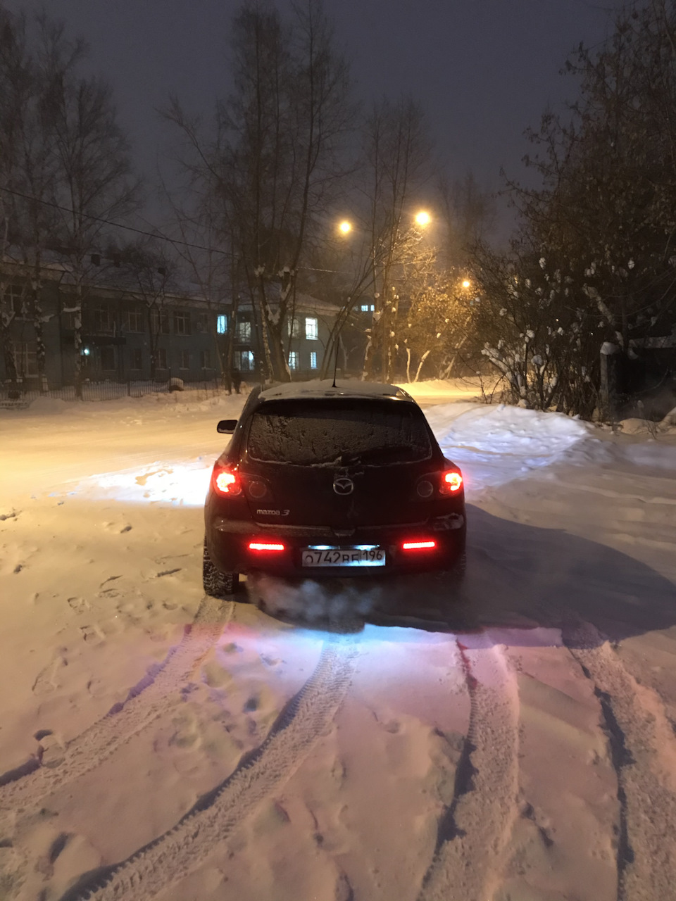 Светодиодные катафоты в задний бампер🔴💣🔴 — Mazda 3 (1G) BK, 1,6 л, 2007 ...