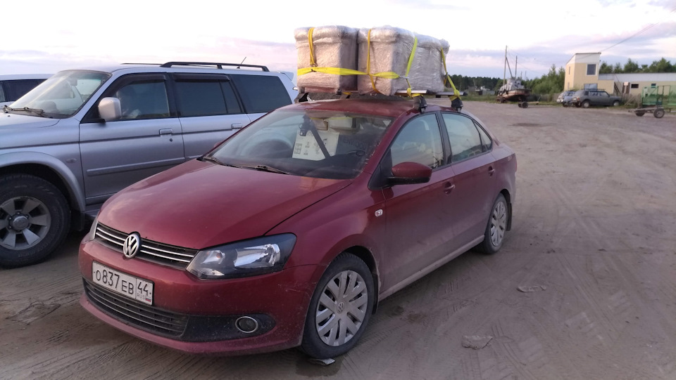 Покупка багажника на крышу. — Volkswagen Polo Sedan, 1,6 л, 2015 года ...