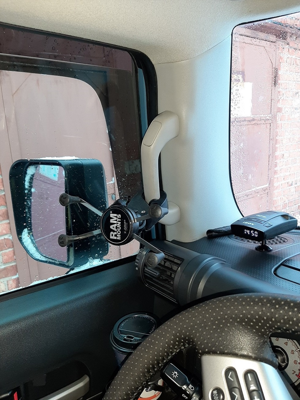 Крепление в салоне гаджетов — RAM Mounts. Часть 2. — Toyota FJ Cruiser ...