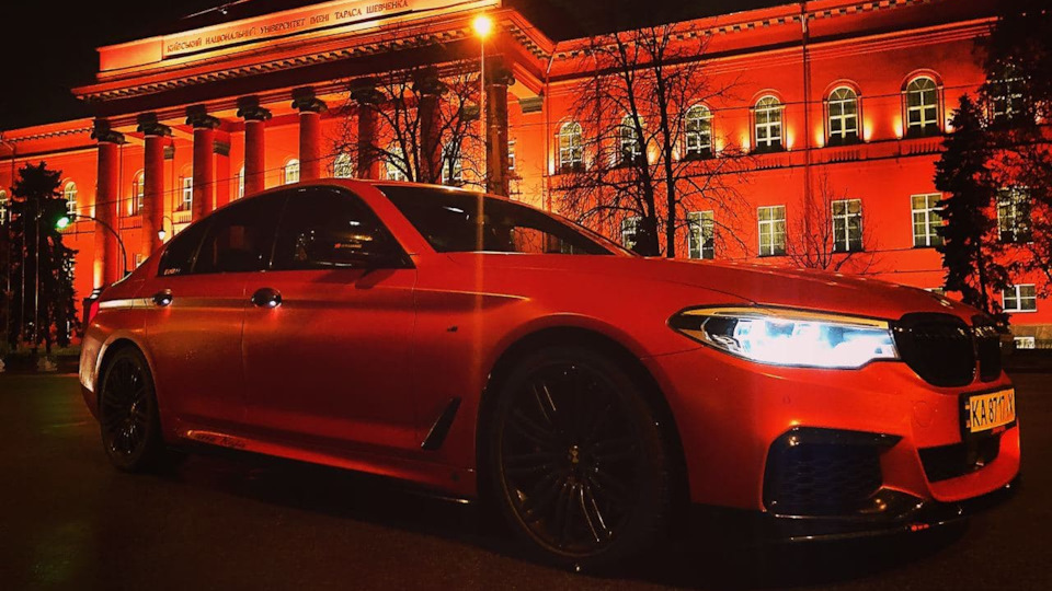 BMW 5 series (G30) 4.4 бензиновый 2018 | M550i Furia Roja на DRIVE2