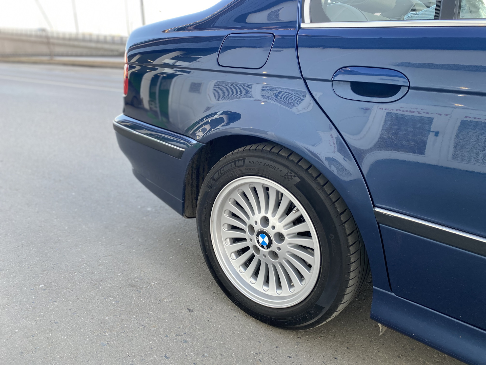 №3 Покраска оригинального литья 33 style e39 — BMW 5 series (E39), 2,5 ...