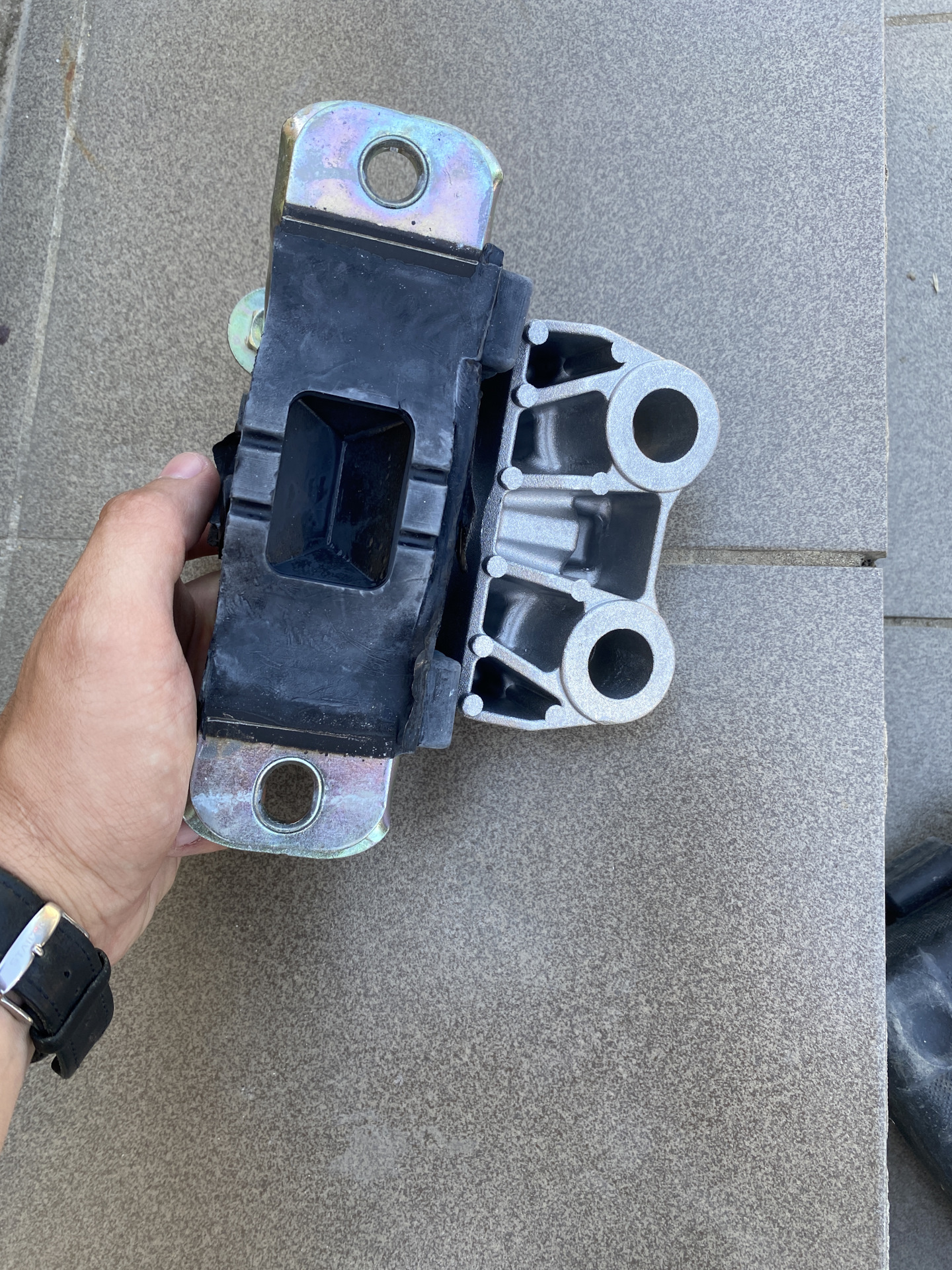 «Никаких вибраций!» — сказали новые подушки — FIAT Grande Punto, 1,4 л ...