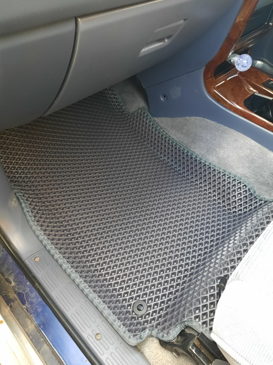EVA коврики — Toyota Hilux Surf (3G), 3 л, 1996 года | аксессуары | DRIVE2
