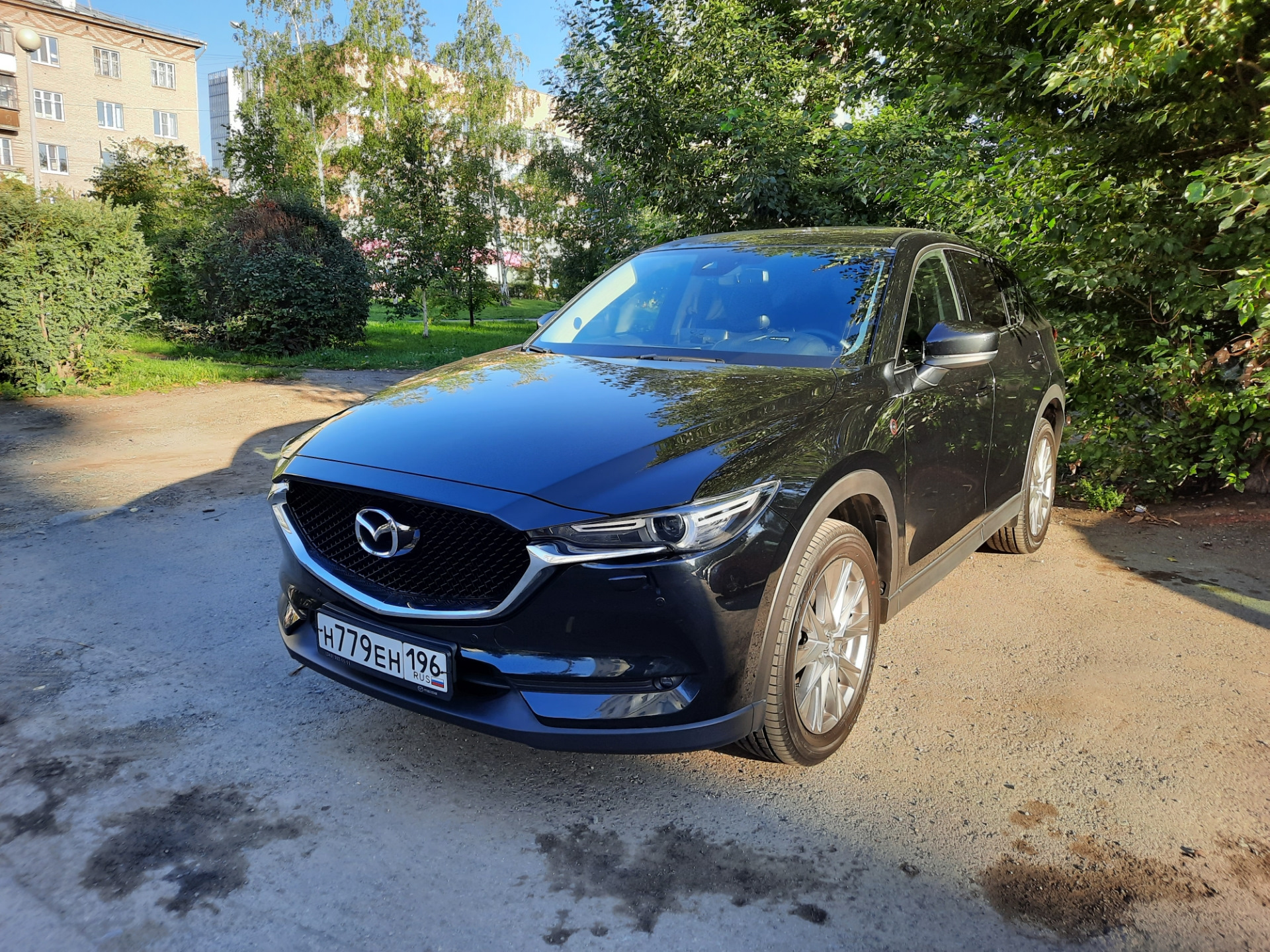 Платим за парковку или ставим в соседнем дворе ? — Mazda CX-5 (2G), 2,5 л, 2020 года | налоги и ...