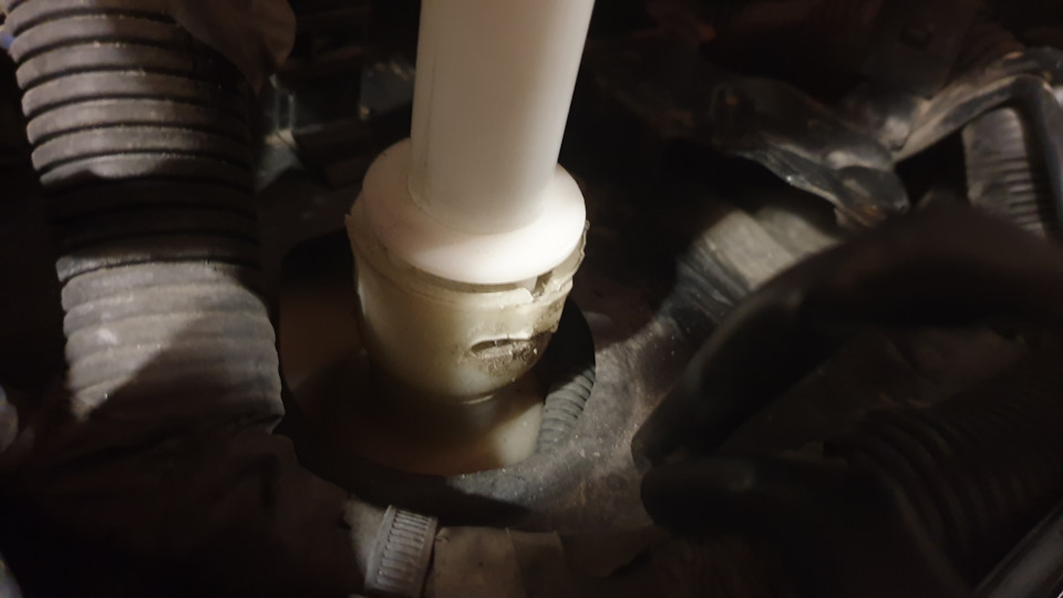 Новые фары ксенон оригинал. Снять — поставить, без проблем. P12 ...