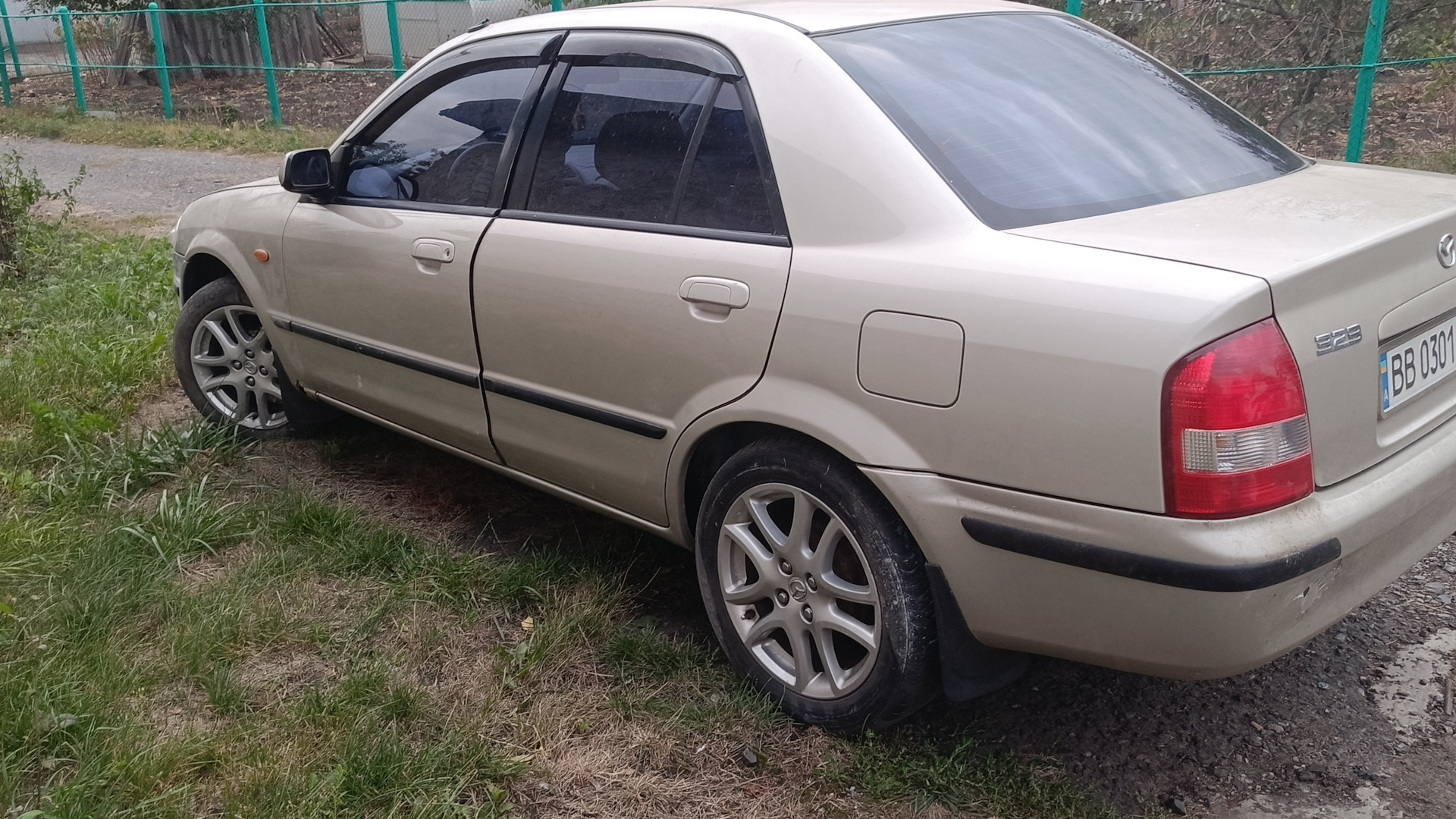 Mazda 323 VI 1.5 бензиновый 2000 | на DRIVE2