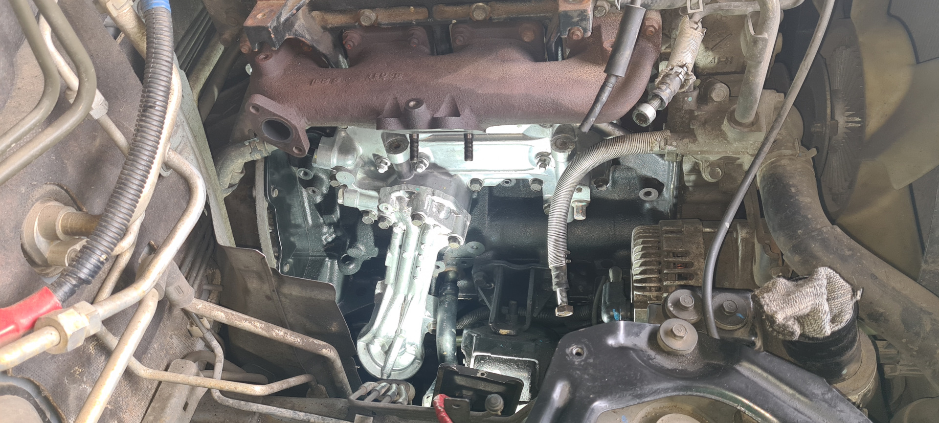 Замена прокладок корпуса кронштейна масл фильтра, корпуса масленного ...