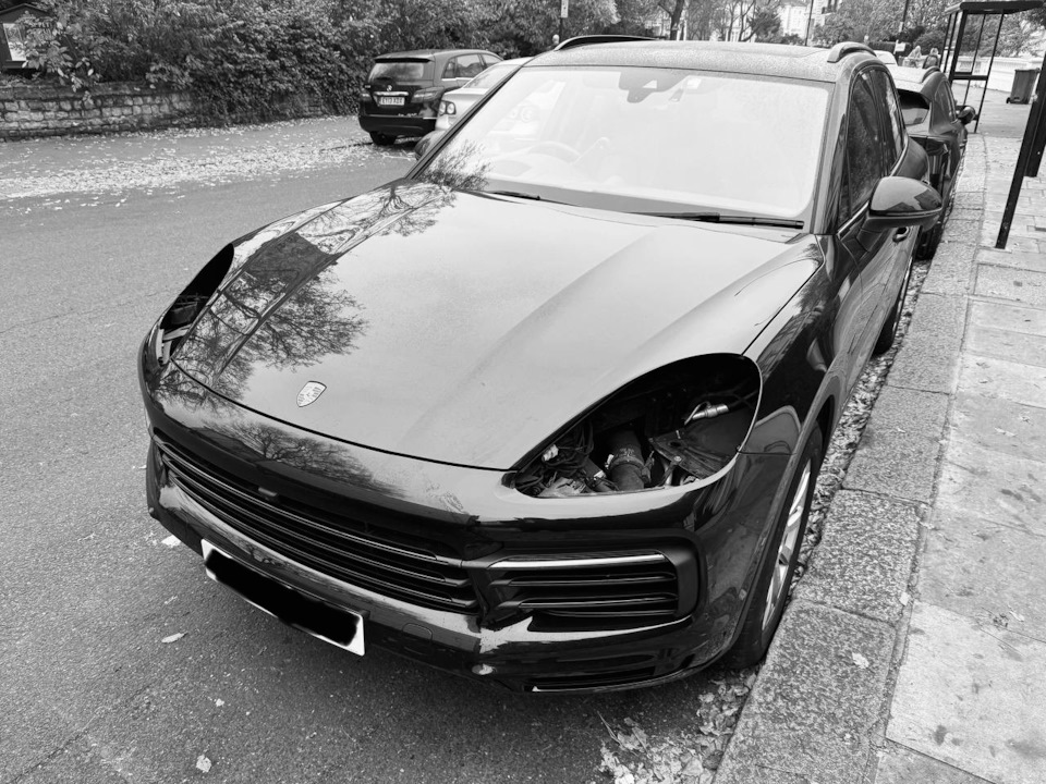 Замки на фары HELP! — Porsche Cayenne (3G), 2,9 л, 2022 года | тюнинг | DRIVE2