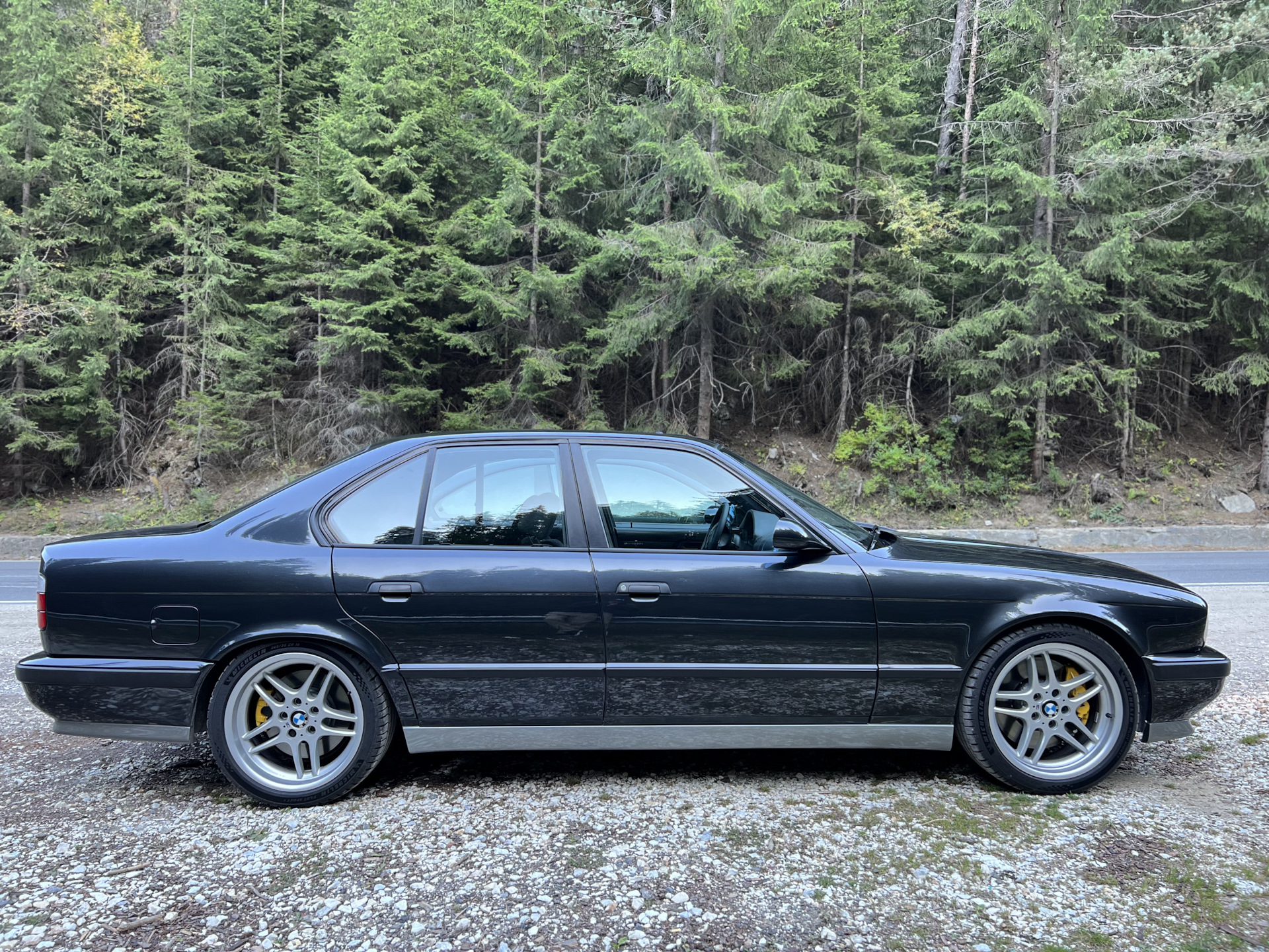 Не могу насмотреться — BMW M5 (E34), 3,8 л, 1992 года | покатушки | DRIVE2
