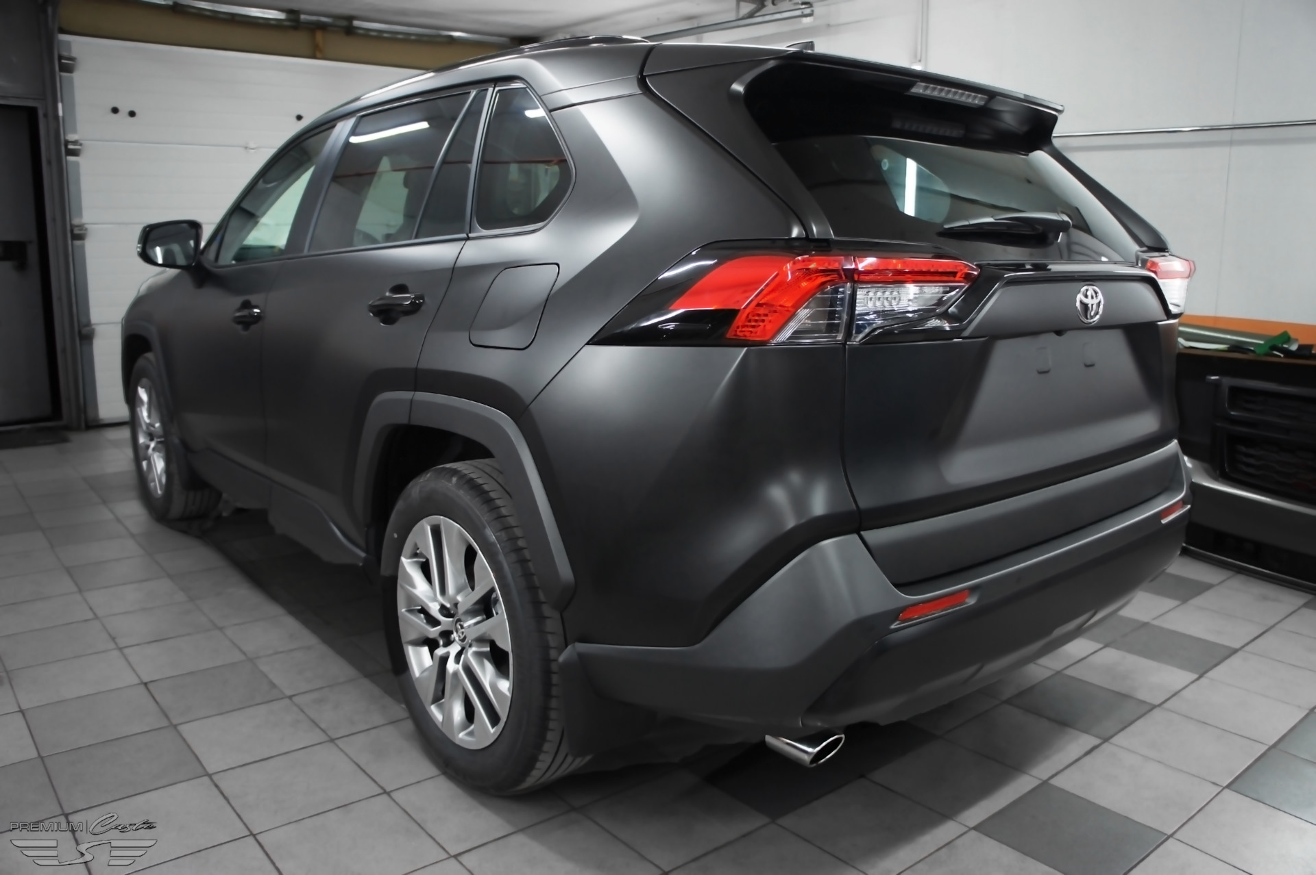 Toyota RAV 4 Black Satin — PremiumCaste на DRIVE2