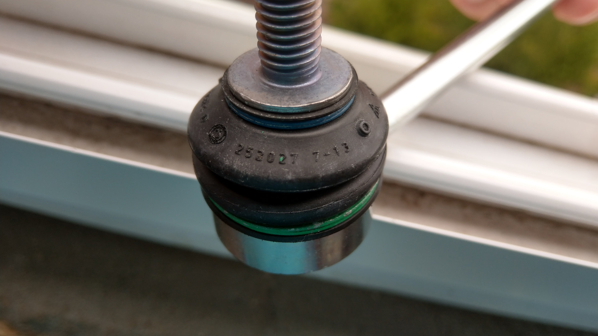 По мелочи, но важное. — Volvo S80 (2G), 3,2 л, 2008 года | плановое ТО ...