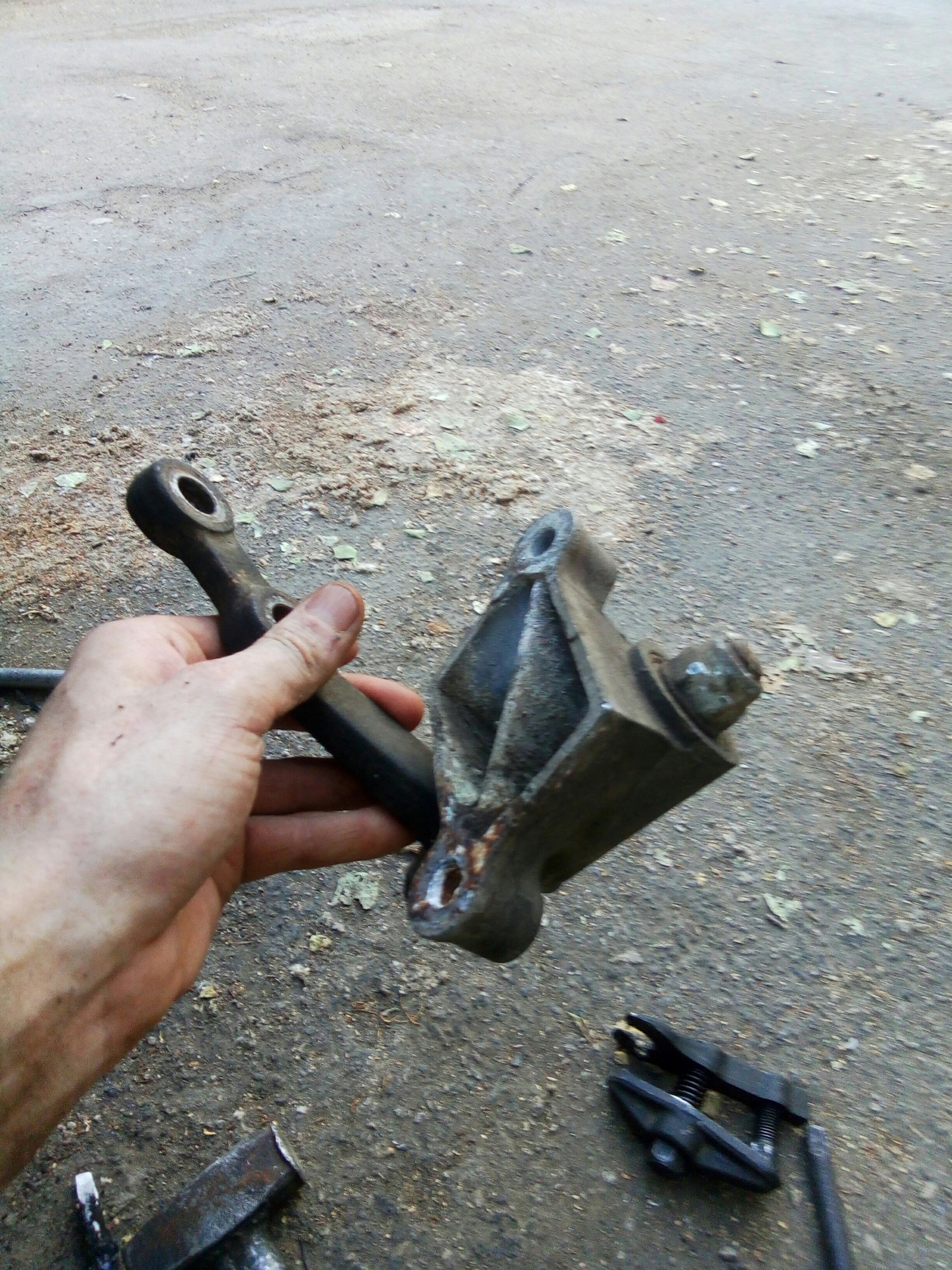 Диски r17 и Решетка Zender — Opel Vectra B, 1,6 л, 1997 года | колёсные ...