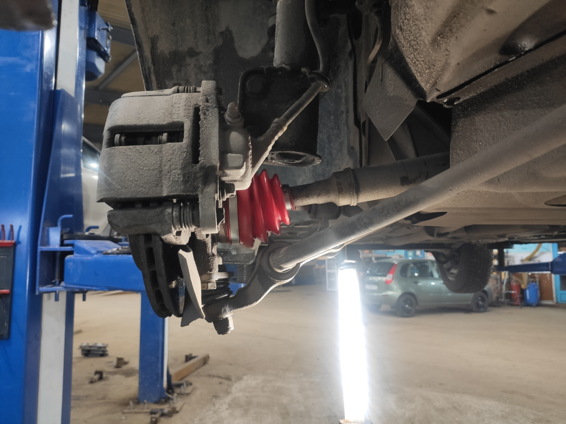 Пыльник ШРУСа. Наружний — Lada Калина хэтчбек, 1,6 л, 2007 года | визит ...