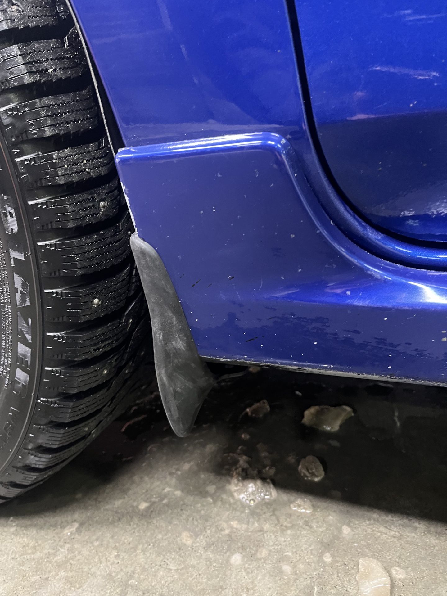 Передние брызговики — Mazda 3 (1G) BK, 1,6 л, 2008 года | аксессуары ...
