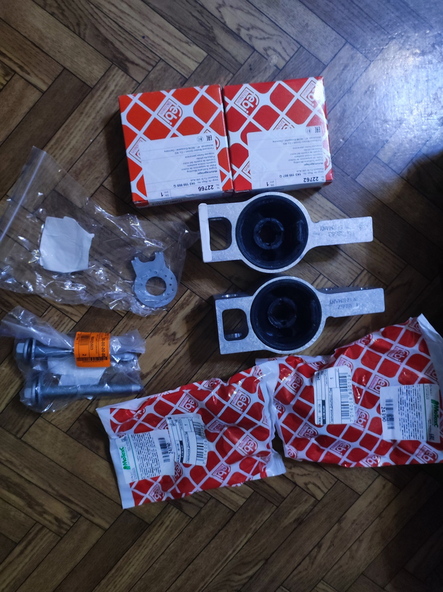 Замена сайлентблоков подрамника и передних рычагов. — Skoda Octavia A5 ...