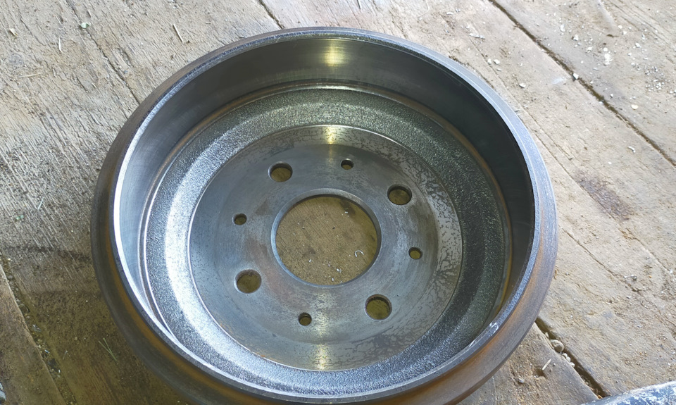 Заменил пружины передних колодок. — Ravon Nexia R3, 1,5 л, 2017 года ...