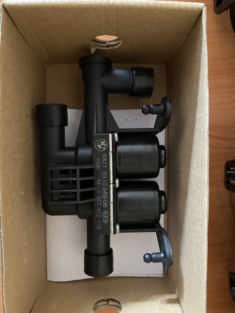 64219310349 Водяной клапан BMW | Запчасти на DRIVE2